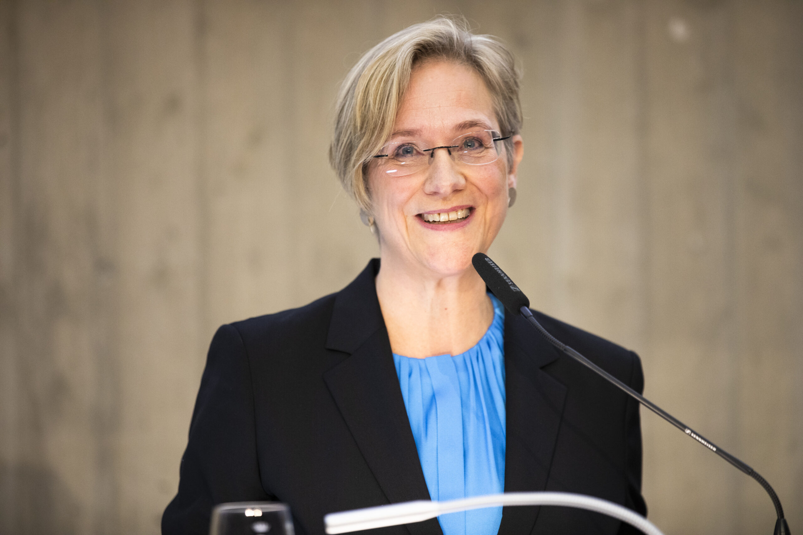 Die Amtsübergabe an die neue Rektorin – Aktuell Uni Bielefeld