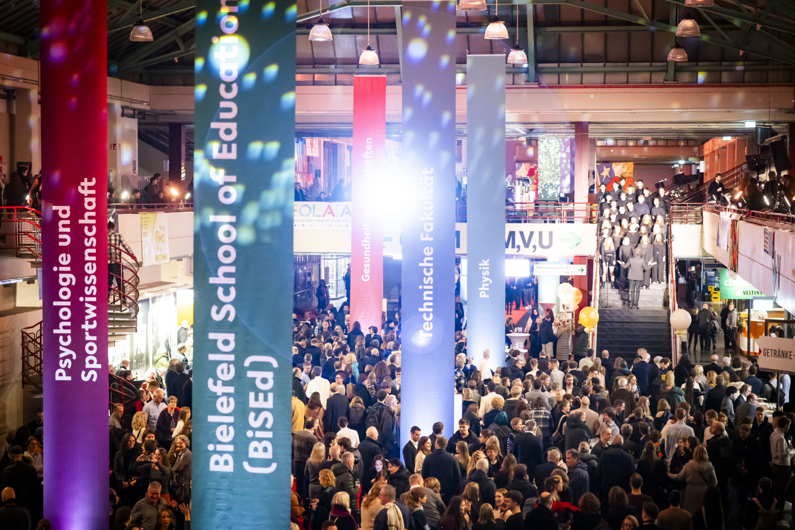 Der Tag für Absolvent*innen 2024 – Aktuell Uni Bielefeld